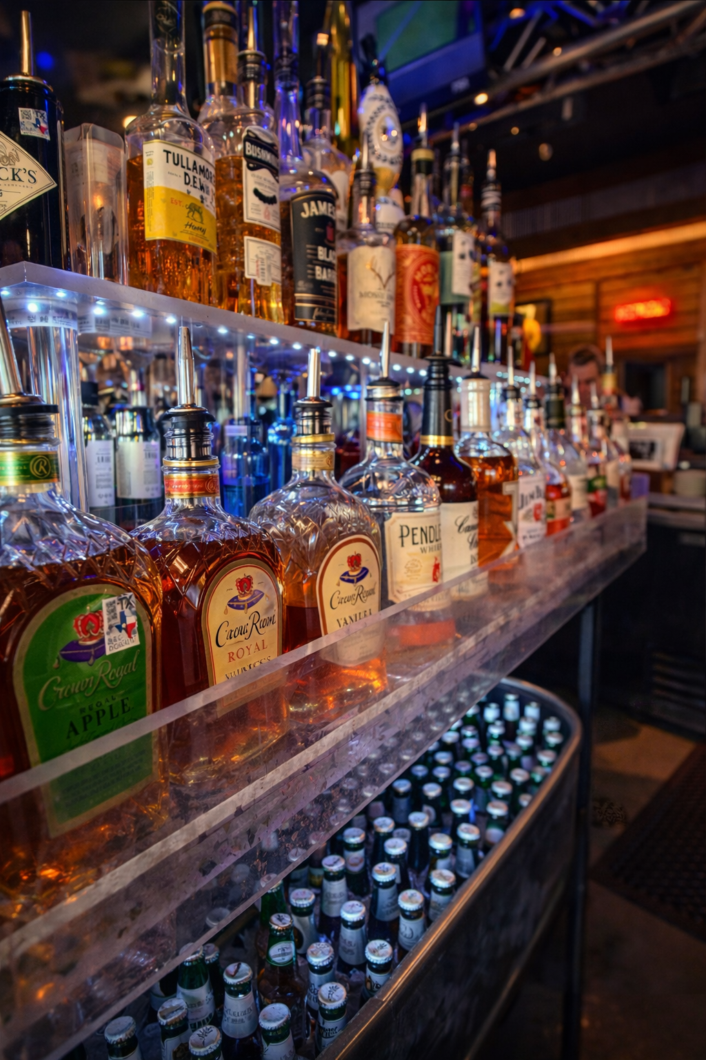 Chill Bar & Grill | Eat. Drink. Dance. | Grapevine TX