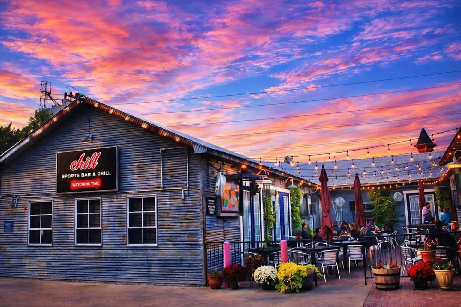 Chill Bar & Grill | Eat. Drink. Dance. | DFW